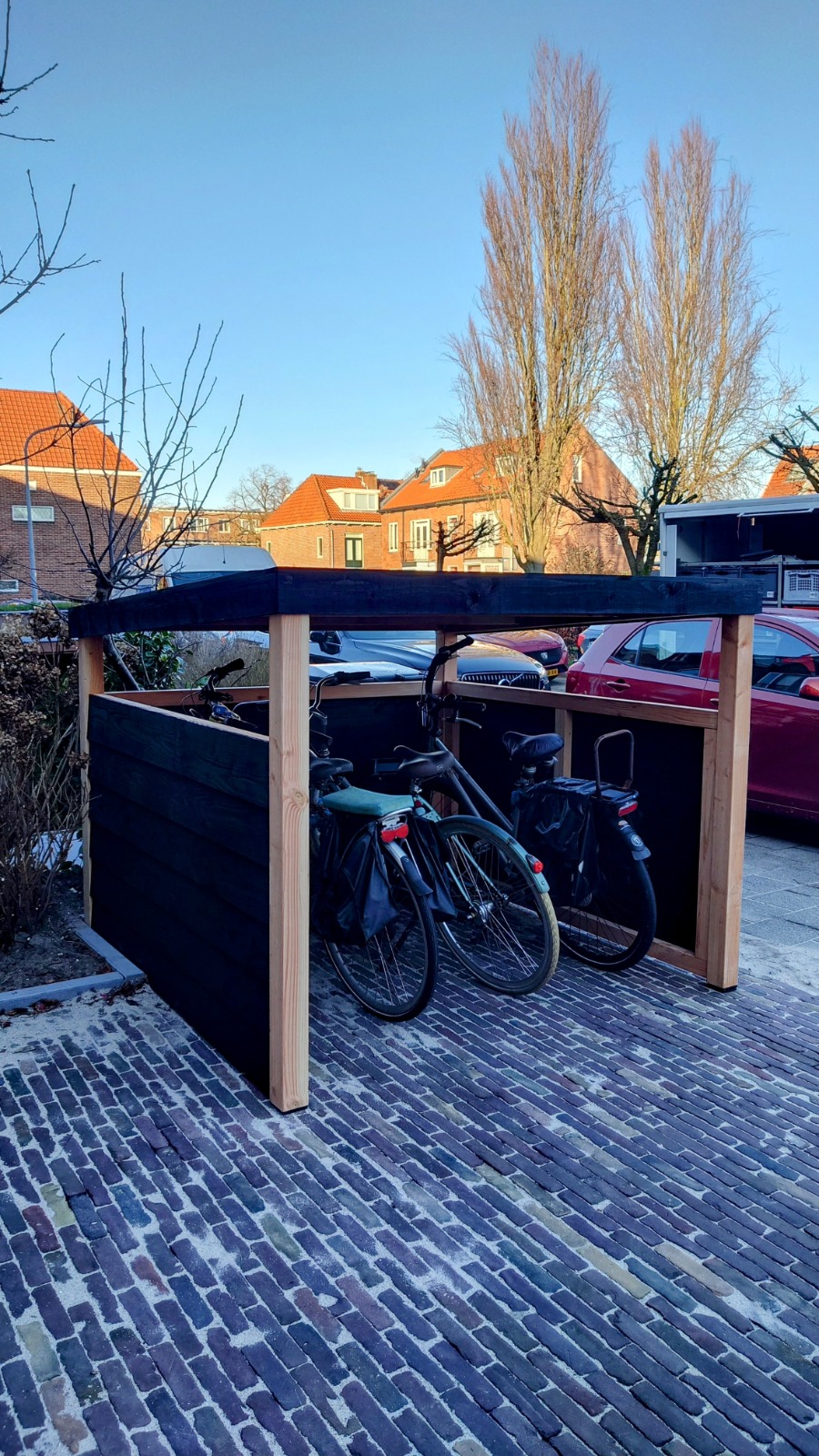 Fietsenschuurtje in voortuin in Haarlem - MYWOOD