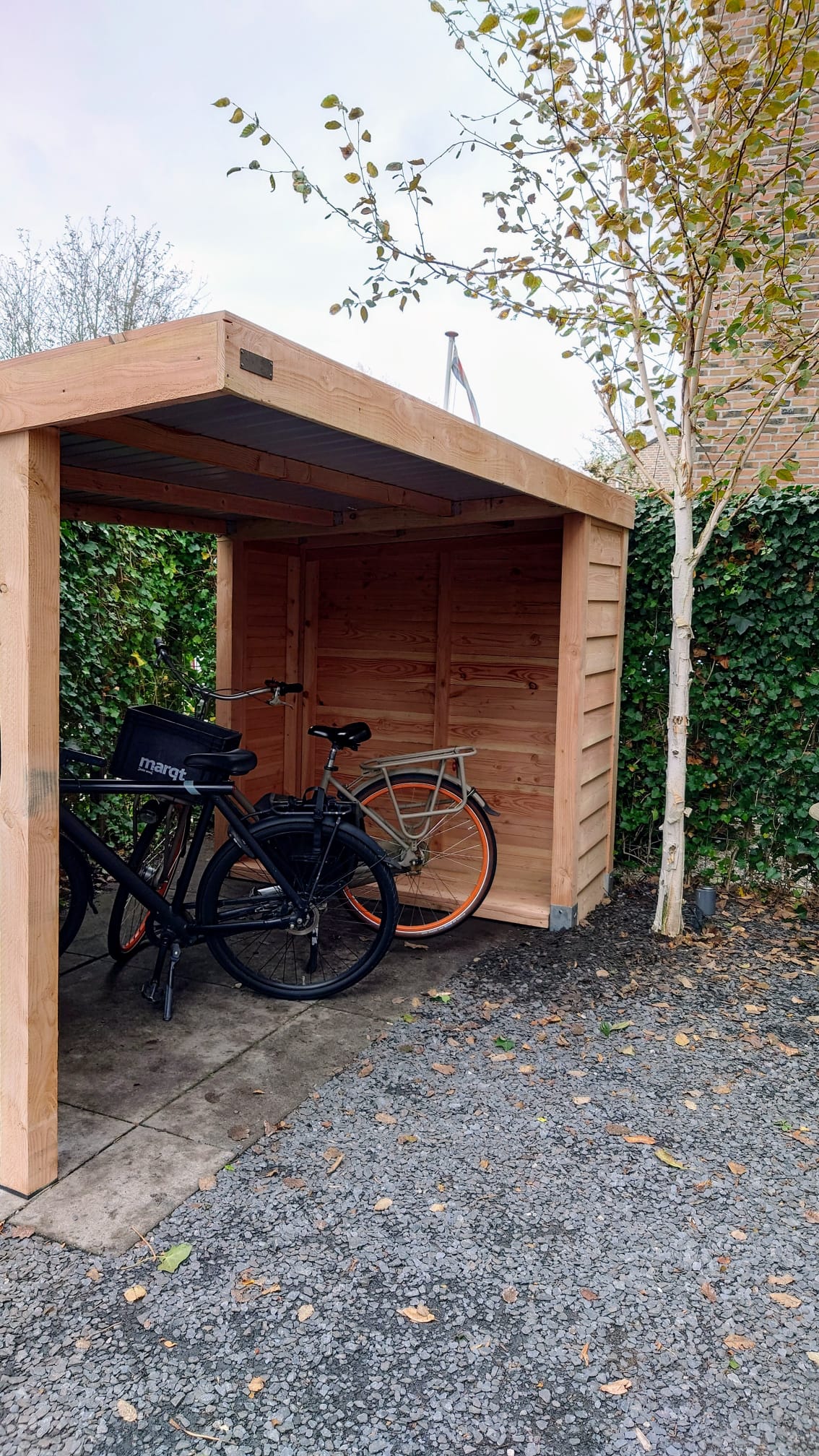 Fietsenoverkapping met houtopslag in Heemstede - MYWOOD
